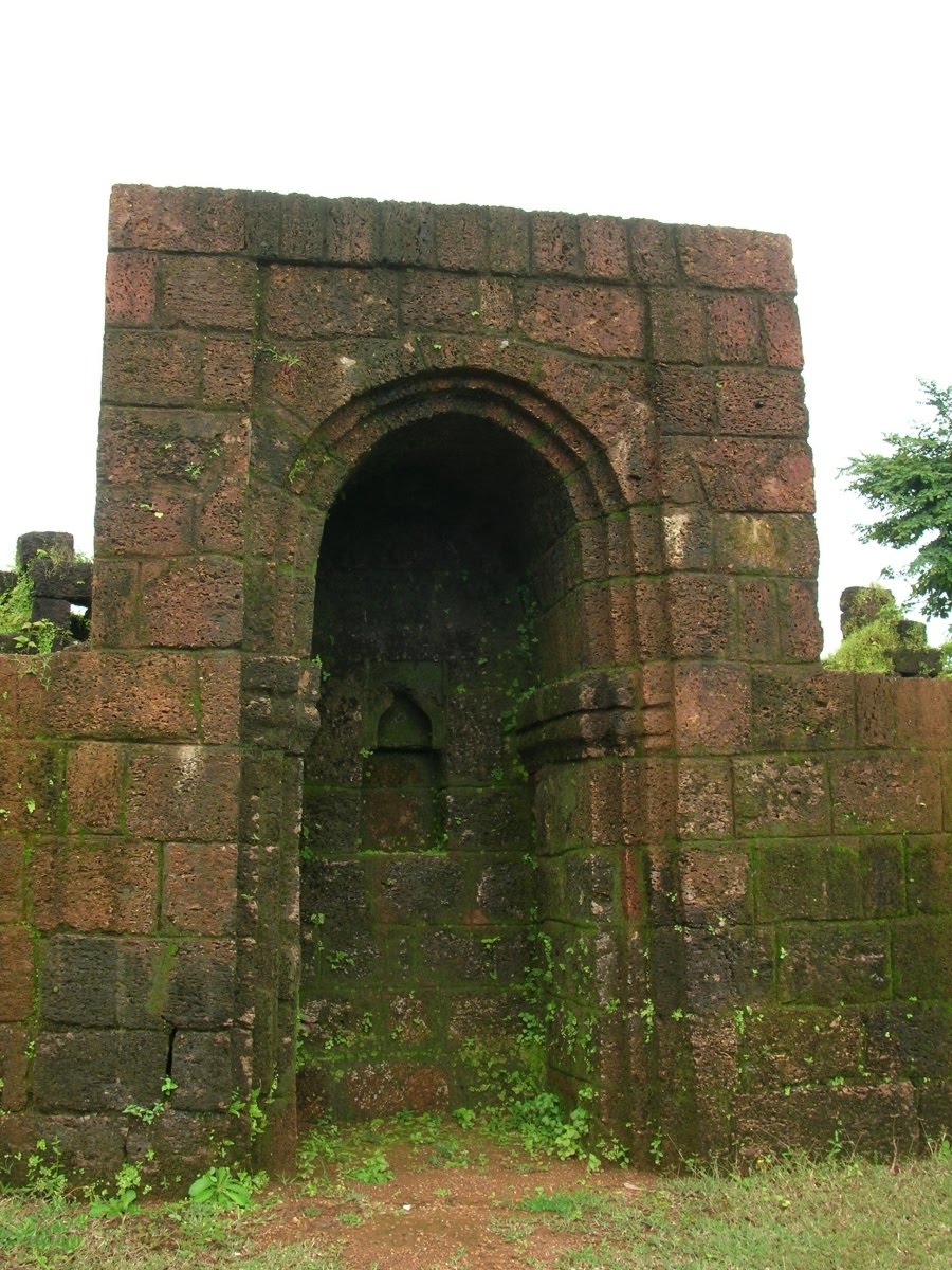 Journeys across Karnataka: Mirjan Fort