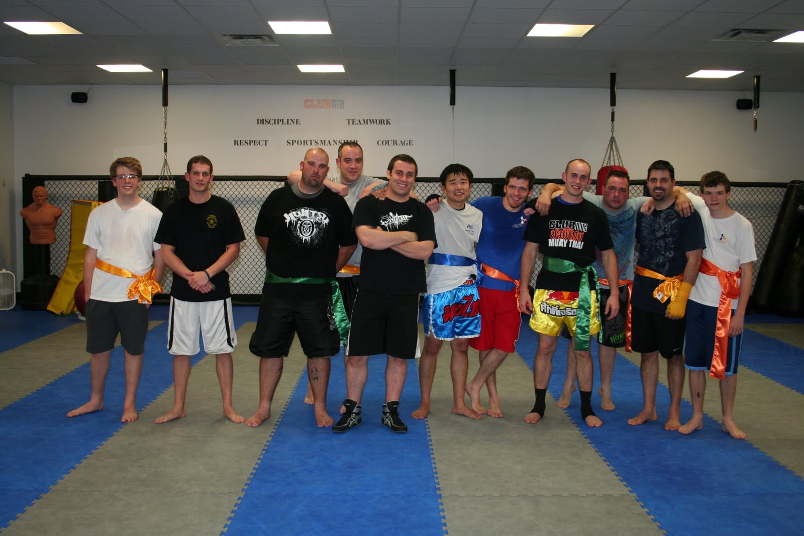 Club MMA: Adults promote in Muay Thai