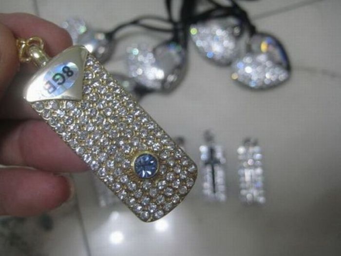 Beautiful USB Jewelry
