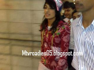 MTV Hero Honda Roadies 6 Hell Down Under: Mtv Roadie aka mtv vj bani at ...