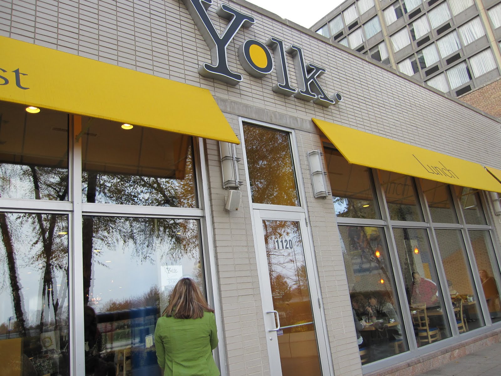 Chicago: Yolk