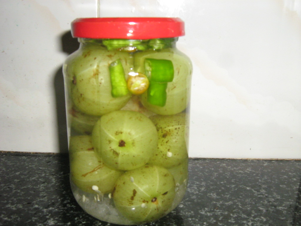 Taste of Kerala from My Kitchen: Nellikka Uppilittathu