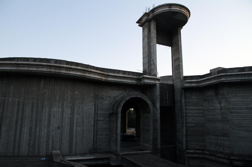 WorldBin: An Unfinished Ruin in Savyon, Israel