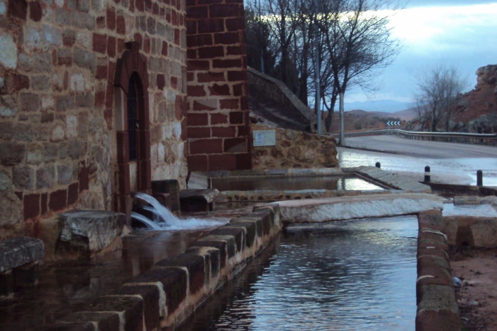 MIS COSAS Y CAPRICHOS: La fuente de Almedina