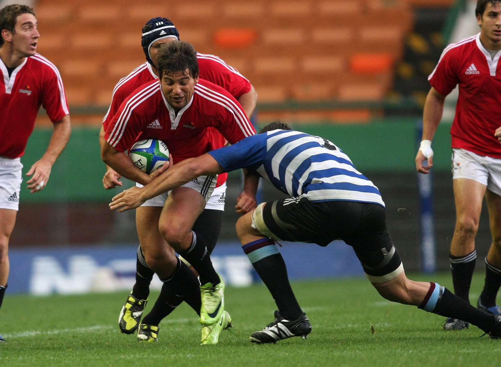 El primer blog de rugby hecho por mujeres: 2010-03-28