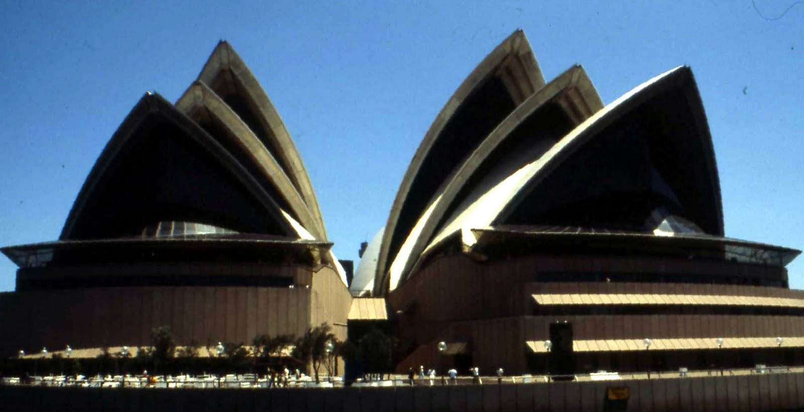 The Mathematical Tourist: Sydney's Spherical Shells