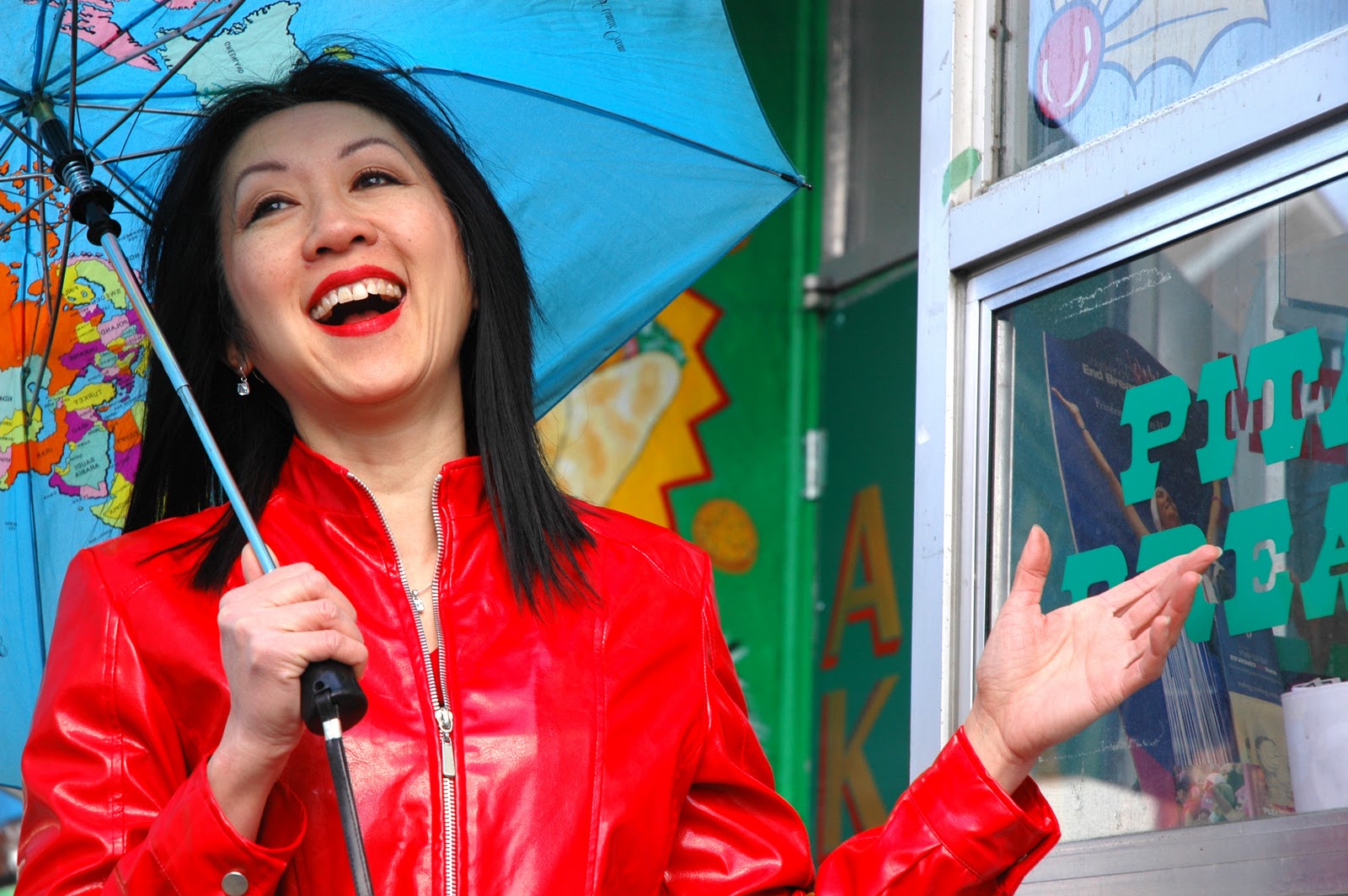 Savouring Thoughts: About Shirley Lum