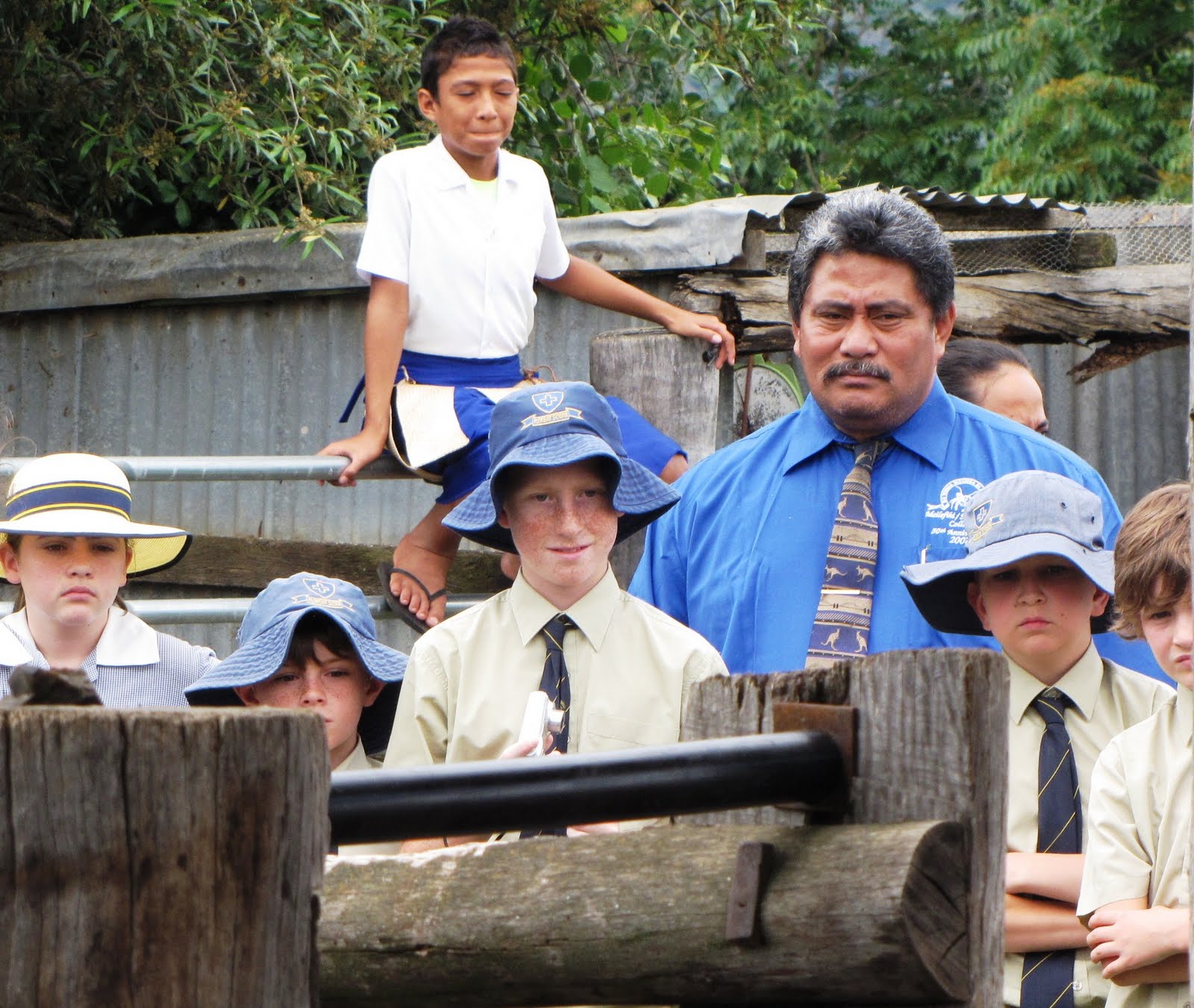 Belltrees Broadsheet: School from Tonga visits Belltrees