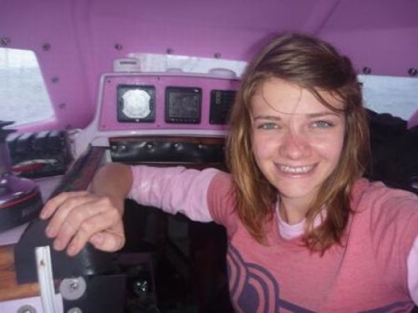Jessica youngest sailor Crosses the World - Spluch - Interesting/Fun ...