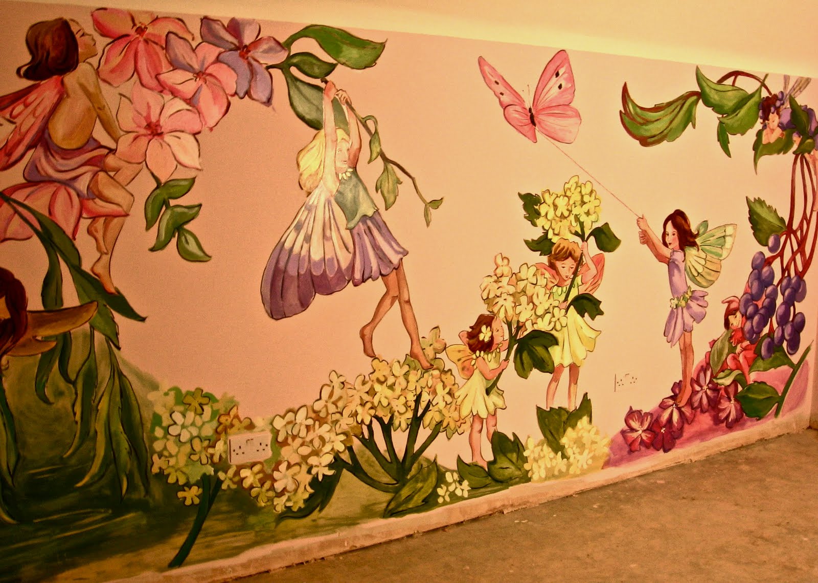 mikaila maidment: Murals