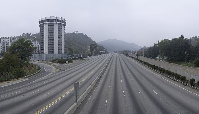 Experiencing Los Angeles: Experiencing Matt Logue's "Empty L.A."