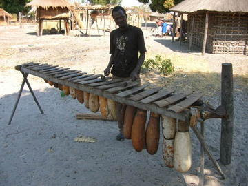 Pensar e Falar Angola: Instrumentos musicais