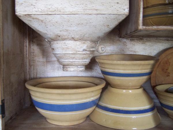 COLONY HOMESTEAD: apple ware, yelloware and other things too..lol