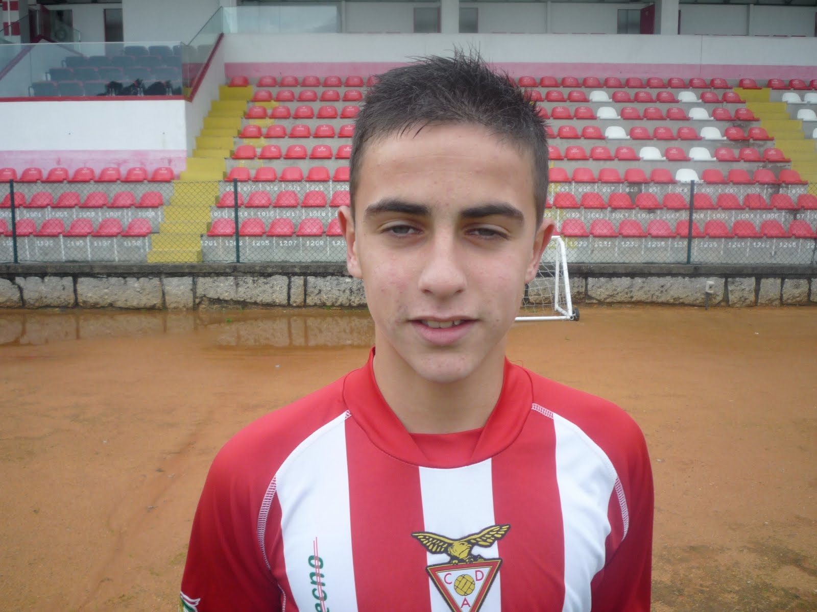 Formação Futebol Jovem: Maio 2010