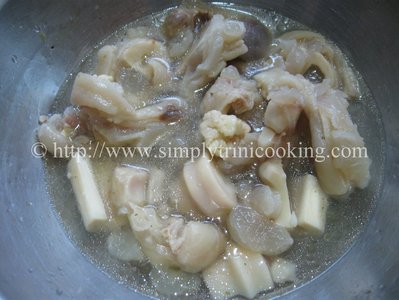 Cow Heel Souse | Simply Trini Cooking
