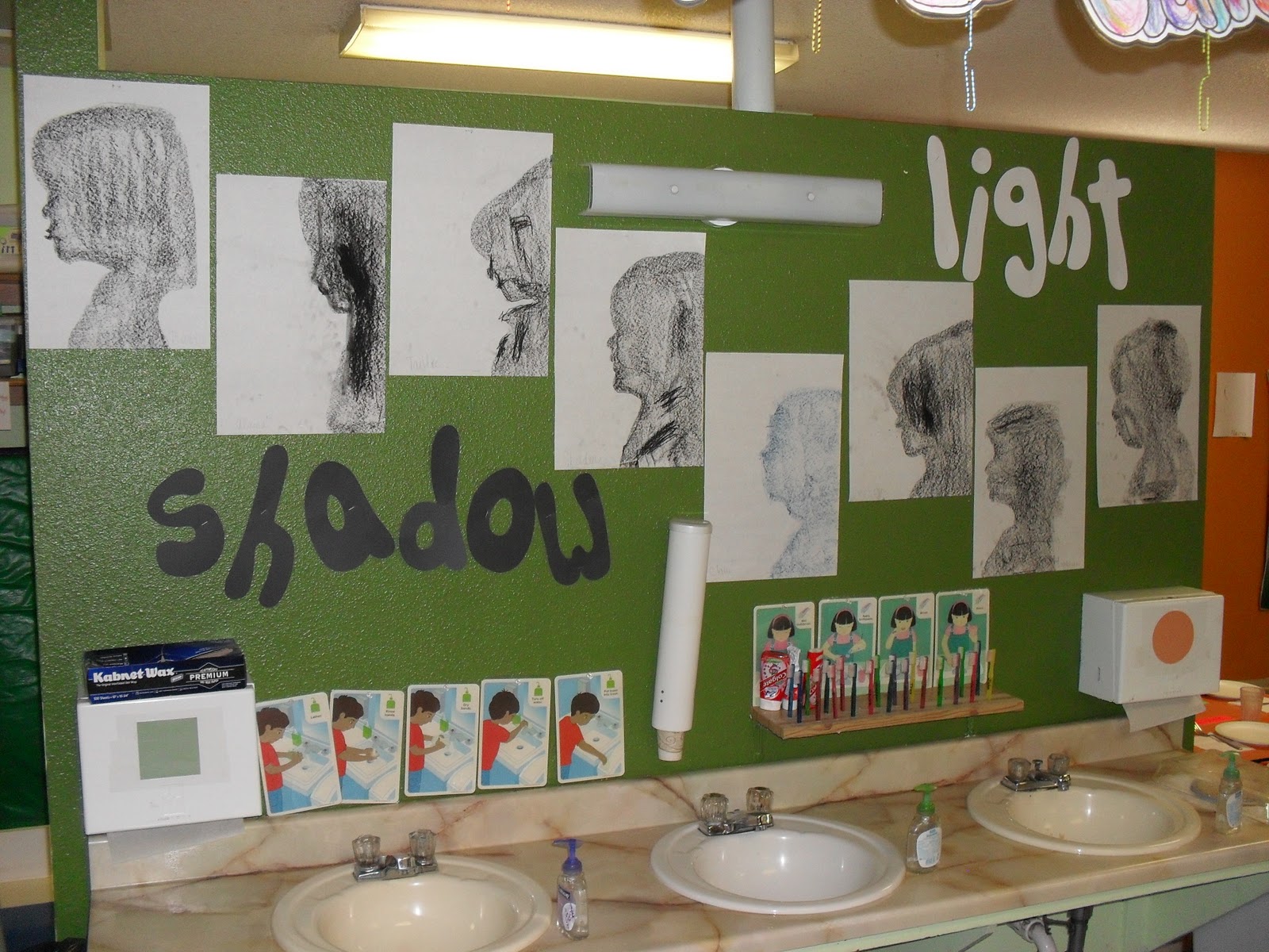 Ms. Ariann's Preschool Classroom: Shadows and Light
