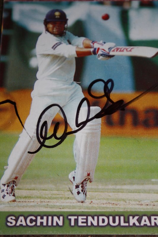 Sachin-Tendulkar-Best: Sachin Tendulkar - Autograph