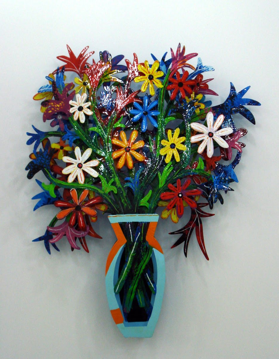 Simple Photography: David Gerstein in his Jerusalem studio.