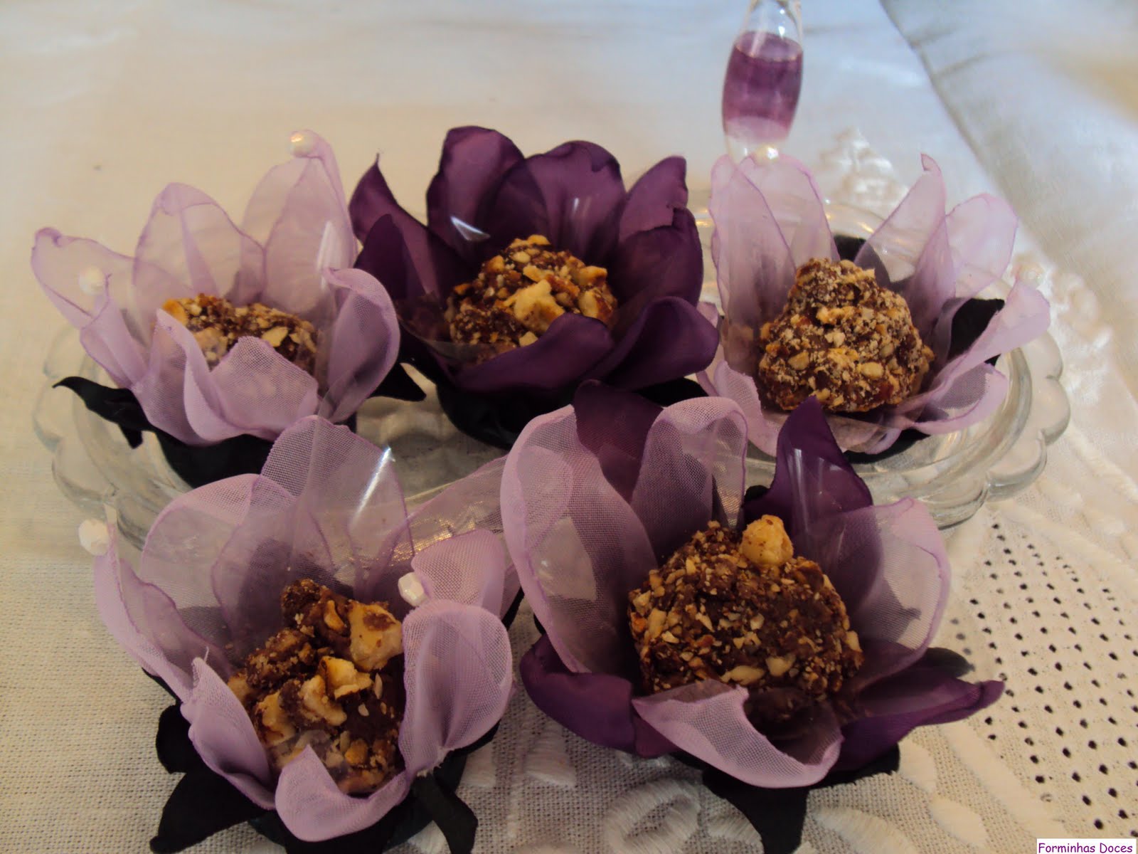 Blog Forminhas Doces: Sugestão para decoração em violeta/lilás