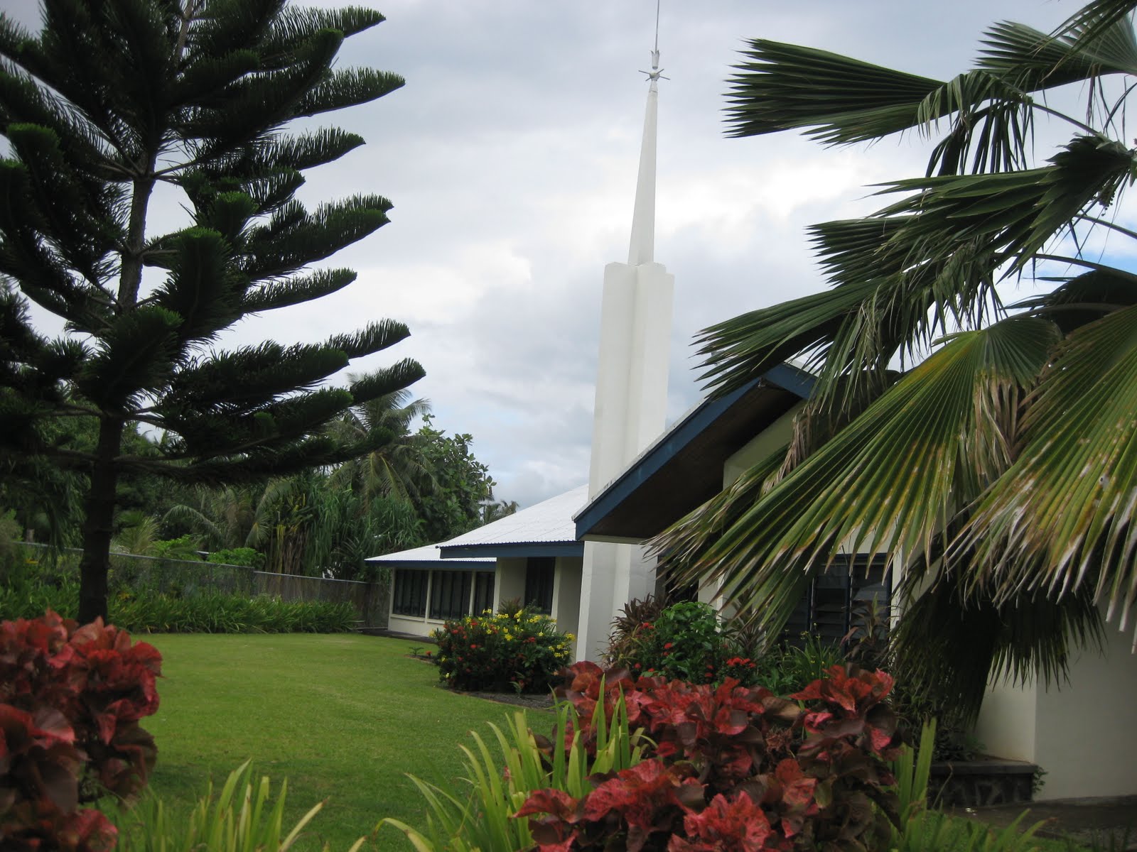 Mission and beyond: Falesa (chapels)