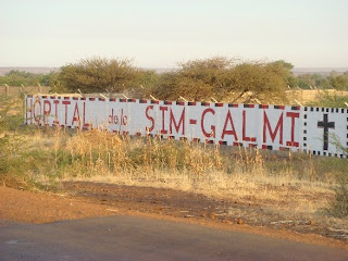 Tim & Christine News from the Sahara: Painting the Galmi Hospital ...