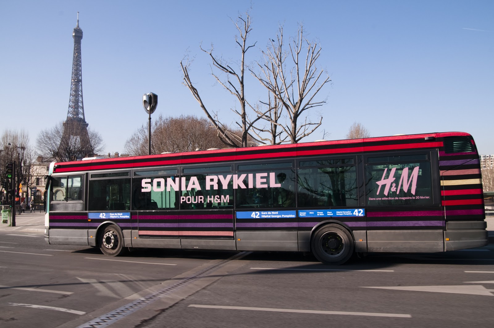 C COM' H&M: Le "hors média" H&M et Sonia Rykiel