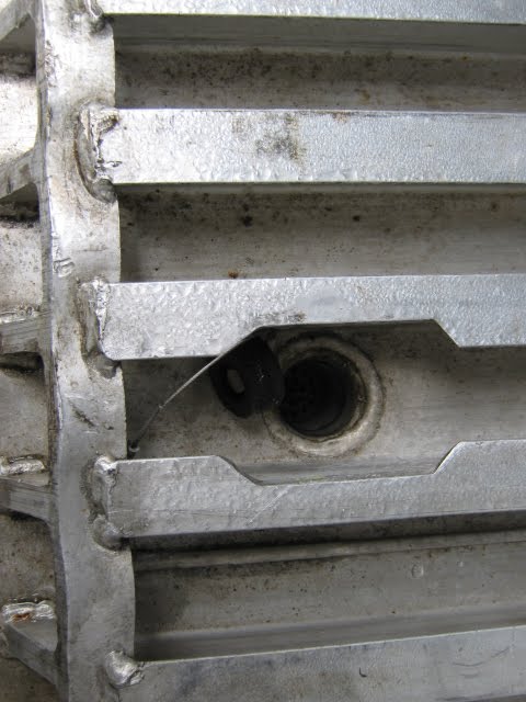 REEFER CONTAINER - Drain Plug Review