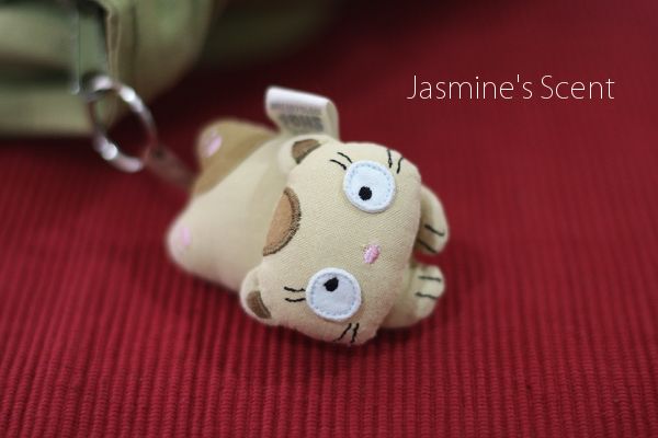 Jasmine's Scent: Handmade Keychain From Vietnam