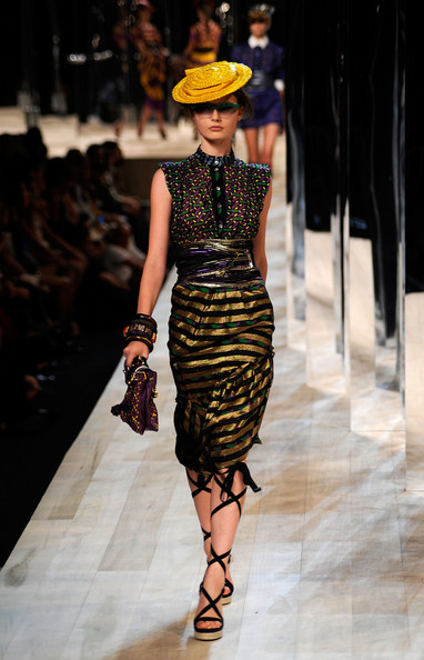 The Graphic Side: Contemporary Designer: Marc Jacobs