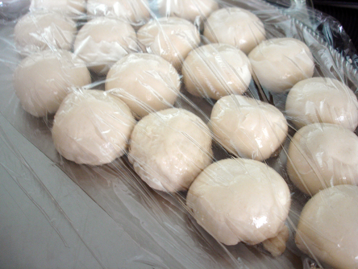 libyan food: Libyan stove top flat bread: Ftat Misrati فتات مصراتى