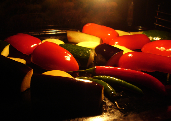 libyan food: Libyan Couscous with Fish: Kusksi bil Hoot كسكس بالسمك على ...