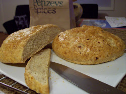 Hana's Bakery: Layered Bread with meat filling