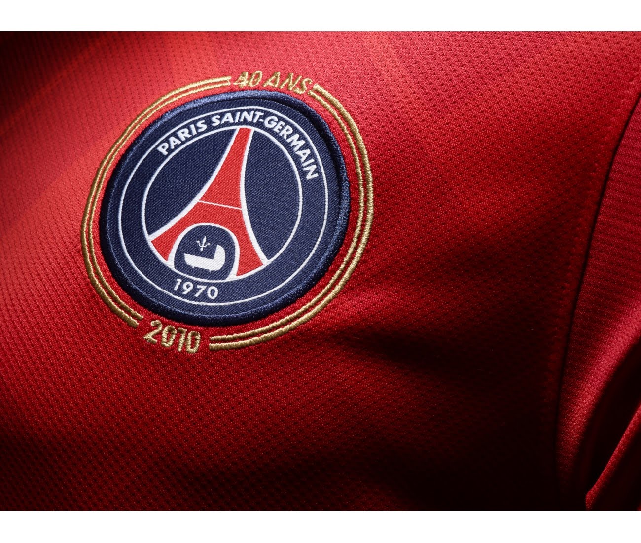 Nike Passeig de Gracia: PSG Club Kit 2010/11