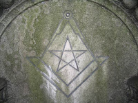 TALLER MASONICO: LA MASONERÍA Y SU SIMBOLISMO FUNERARIO