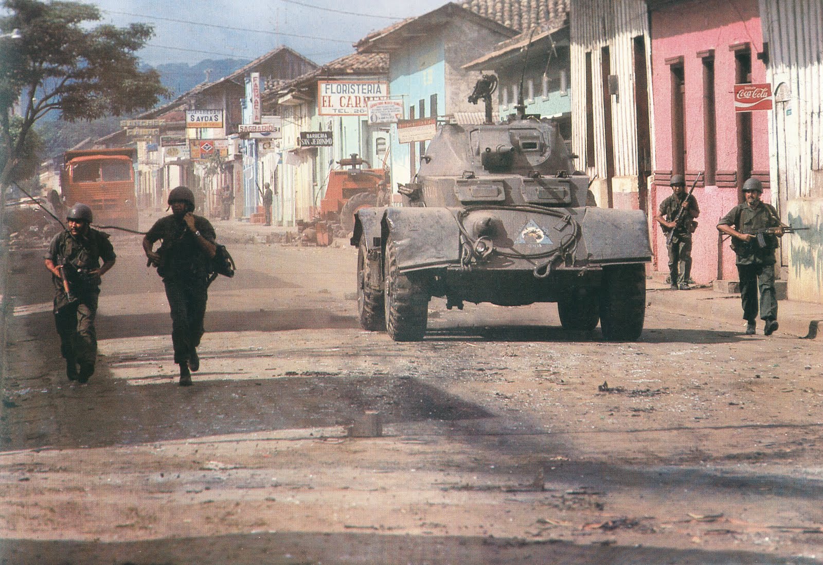 Sandino vive: TRIUNFO FSLN