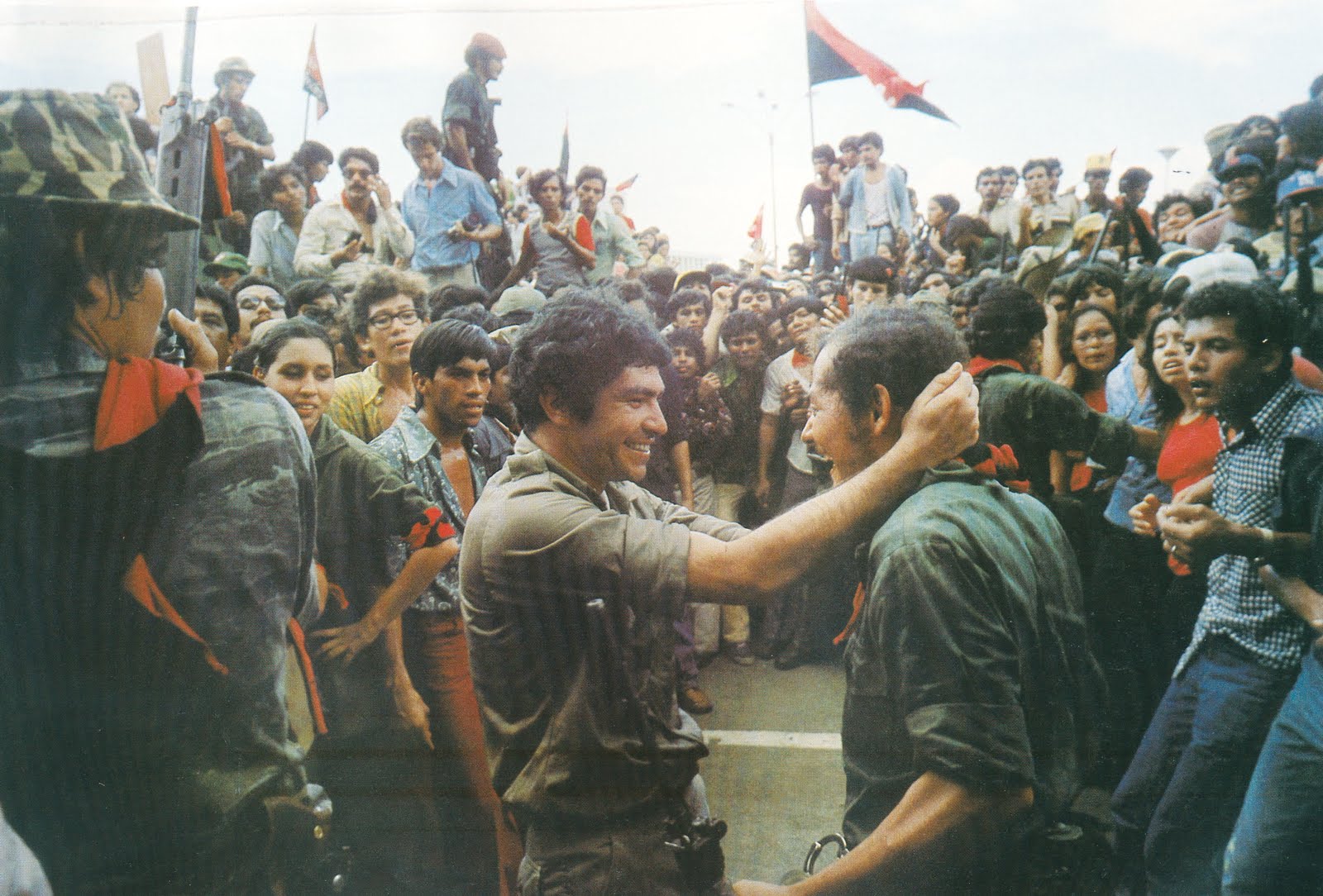 Sandino vive: TRIUNFO FSLN