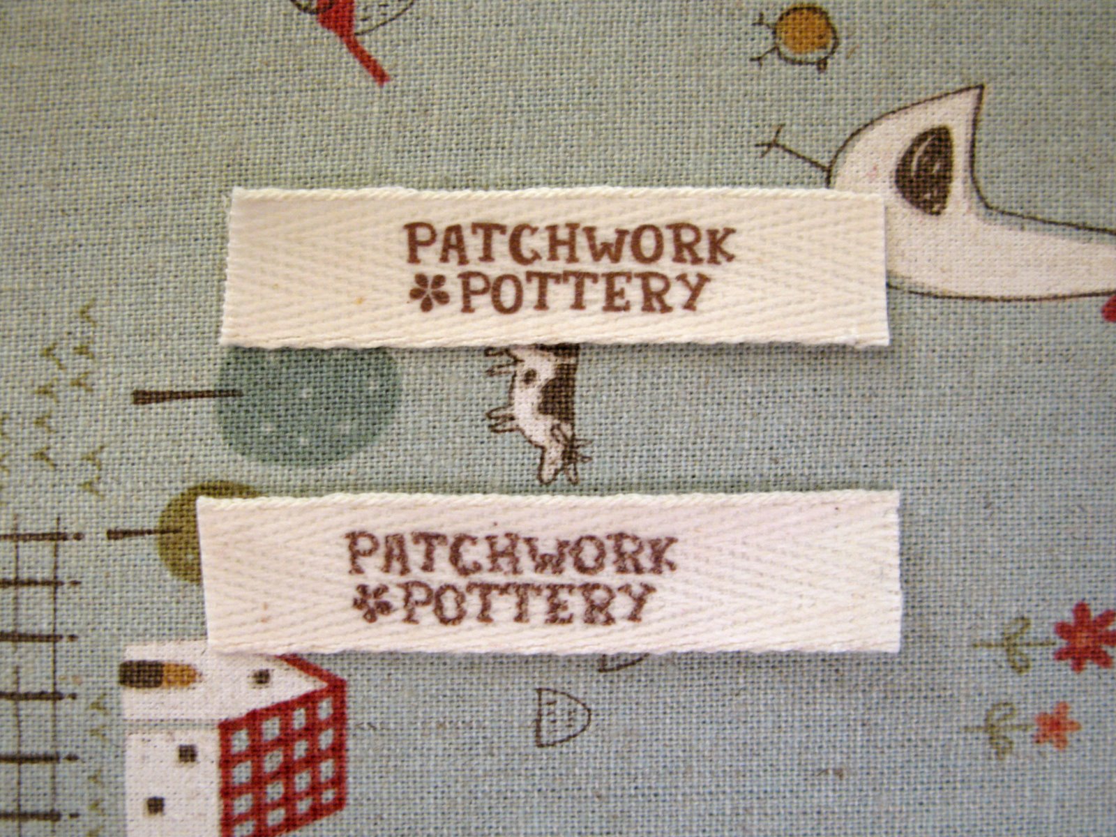 PatchworkPottery: Fabric Labels Tutorial
