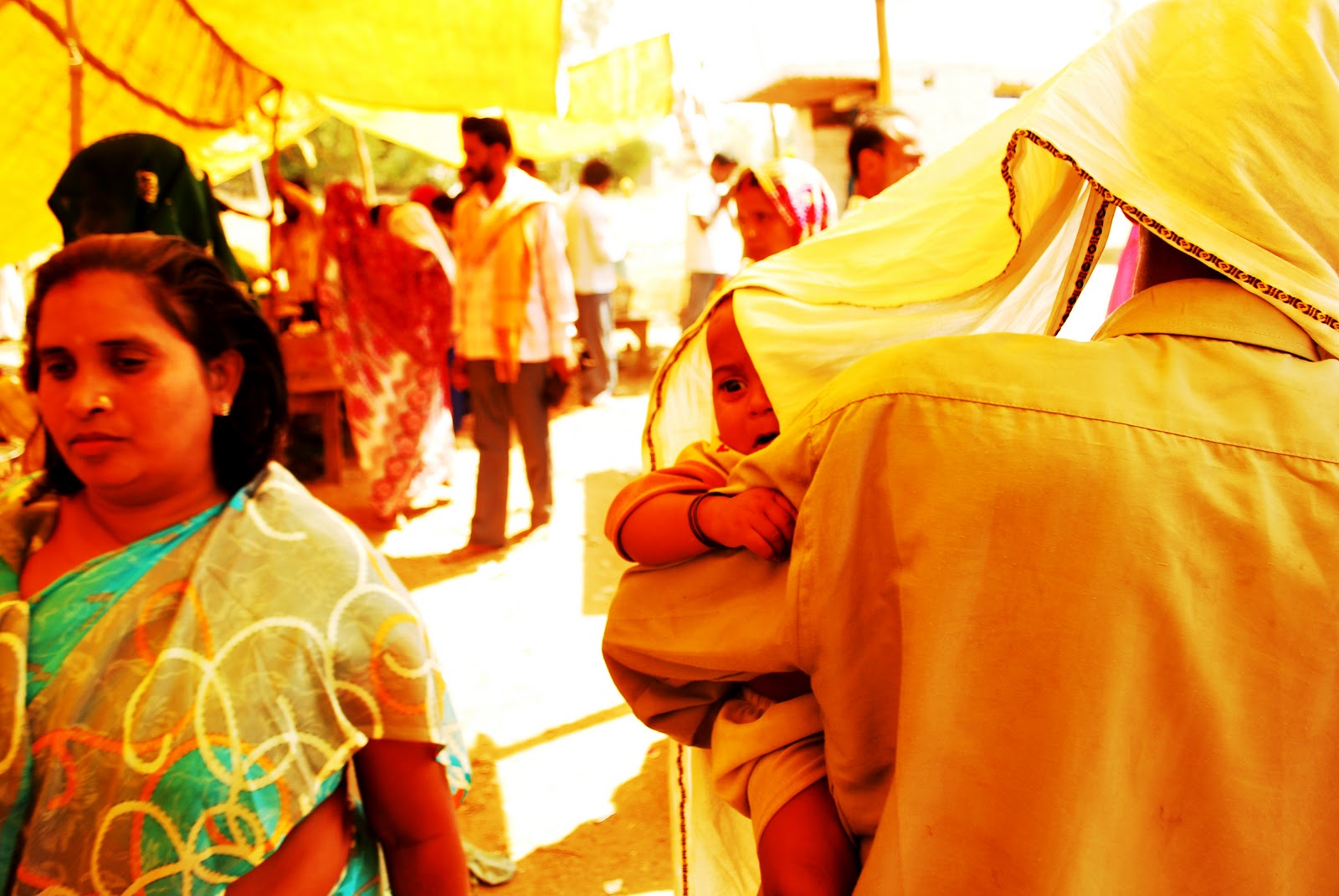 Word | Image | Commune | Folk | Urban | Tribal | Colour: In the Baram's ...