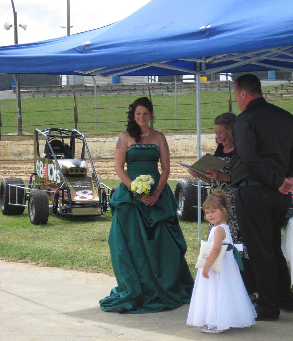 Affair with Flair - Claire Gregson J.P.: Lara and Tim's Wedding