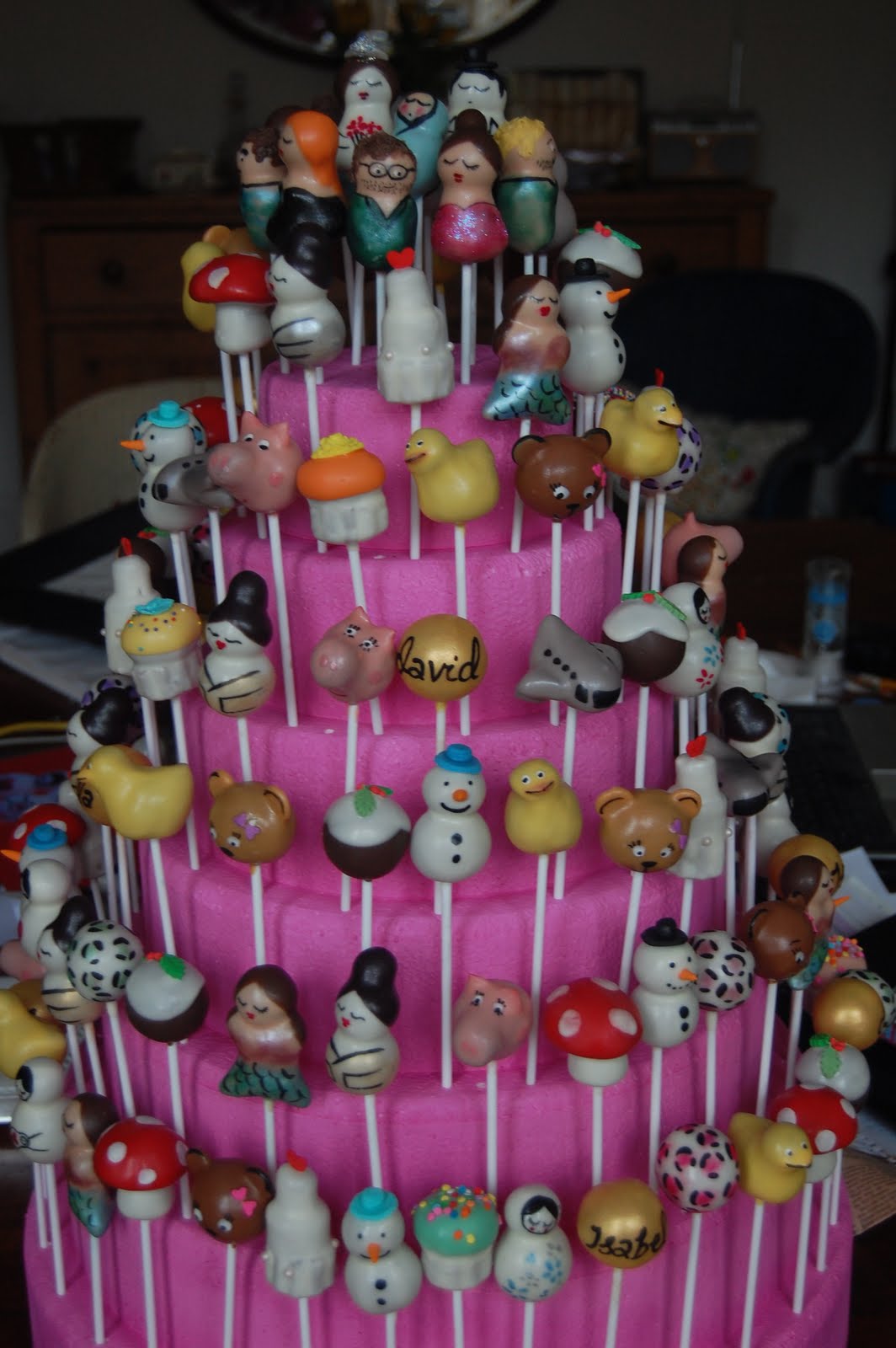 POP BAKERY: A very happy POP family!