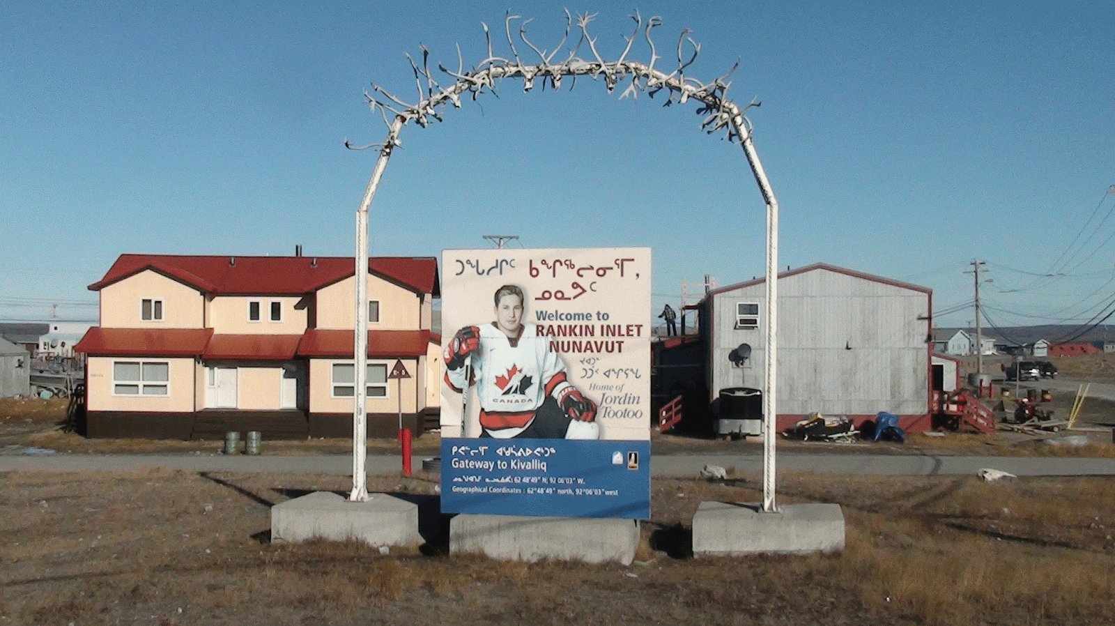 Jordin Tootoo makes young fans day. : r/videos