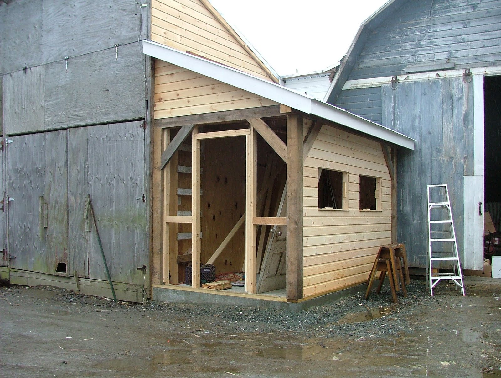 Fat Rooster Farm News: Tendril