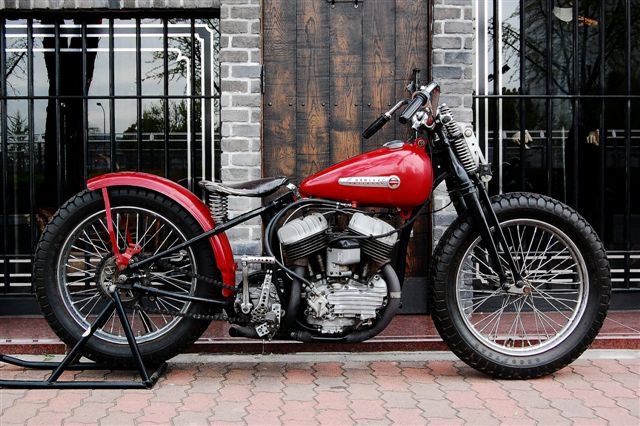 DC RIDERS: Sculptor Jeff Decker