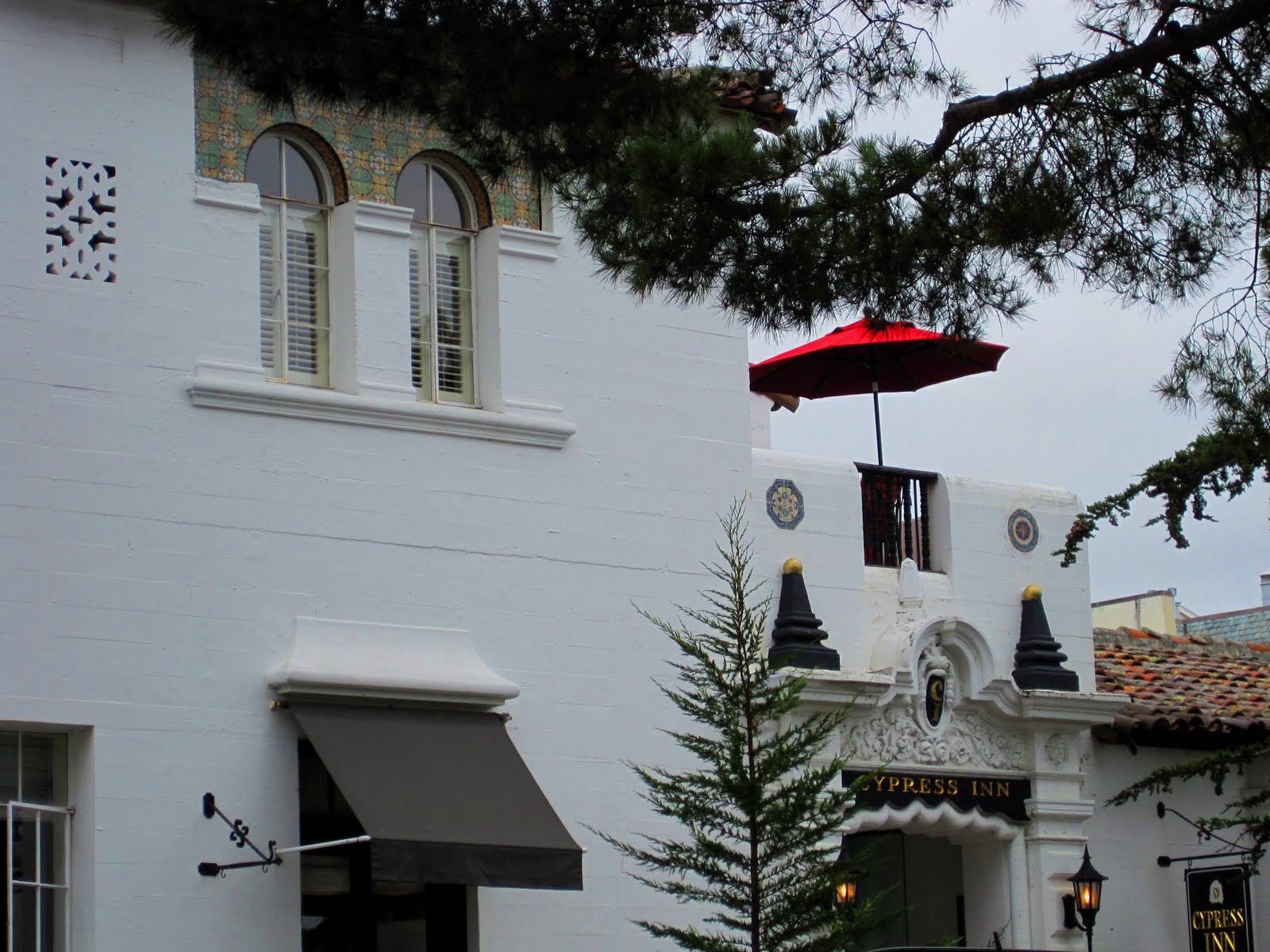 architect design™: Cypress Inn, Carmel