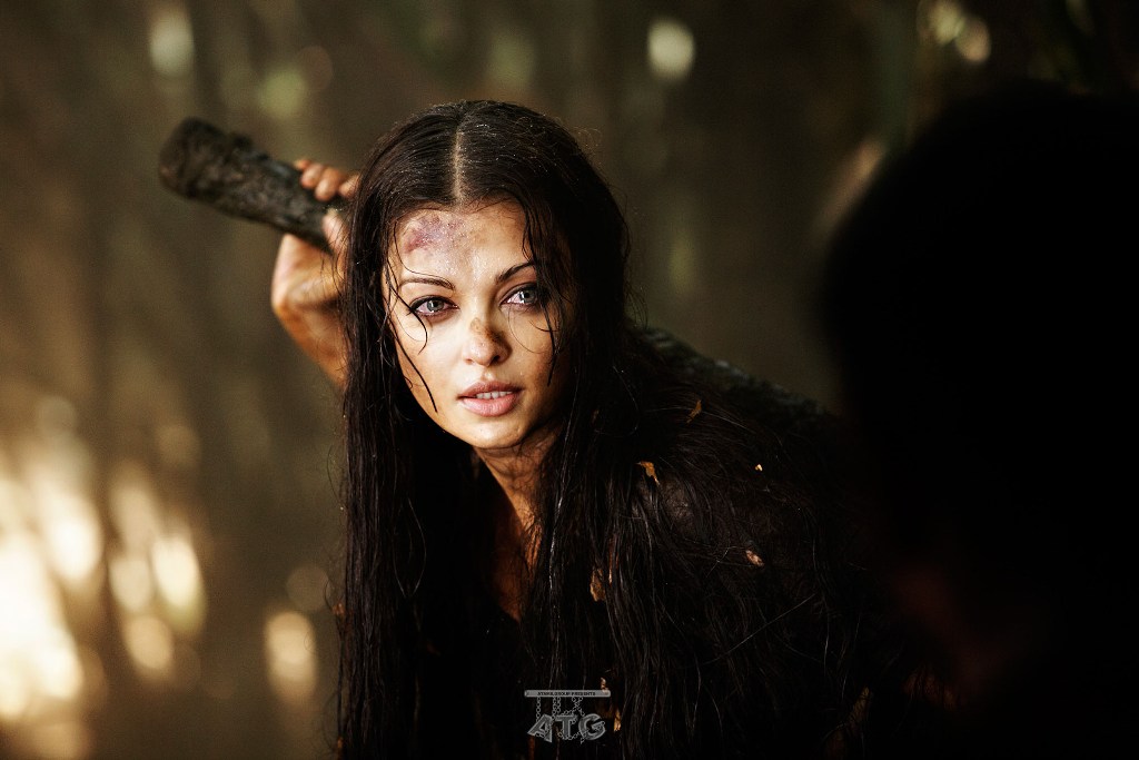 Raavanan Tamil Movie Stills - Raavanan Vikram Aishwarya Rai HQ Stills ...