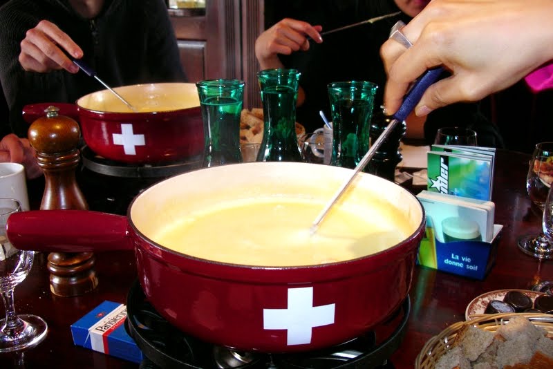 Receita Original: Fondue de queijo suíço