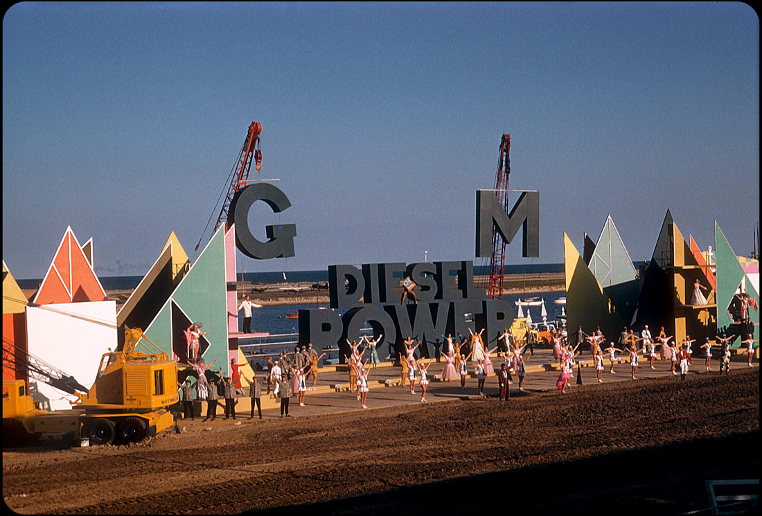 Electro's Spark: GM Powerama - Chicago 1955