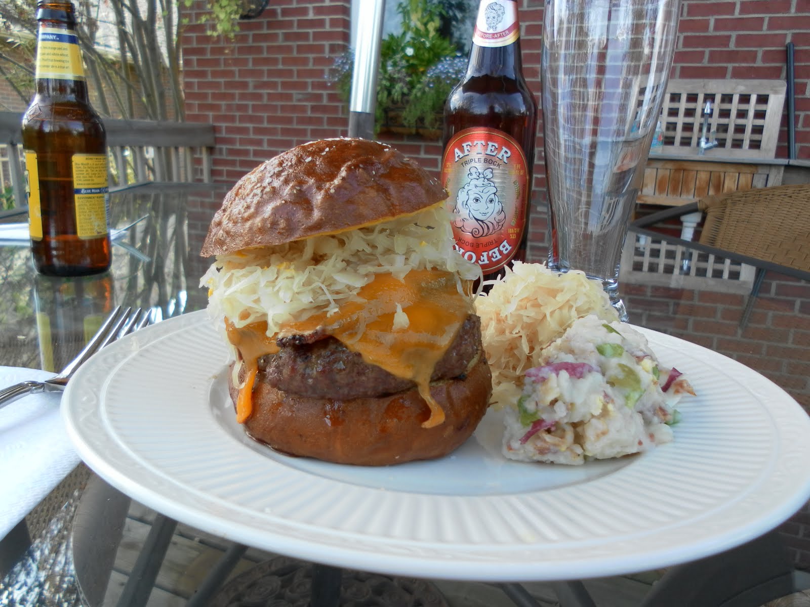 Casa en la Cocina: From a pretzel to a burger...