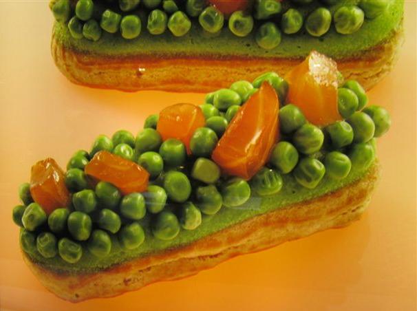 paris breakfasts: Eclairs = Ballerinas