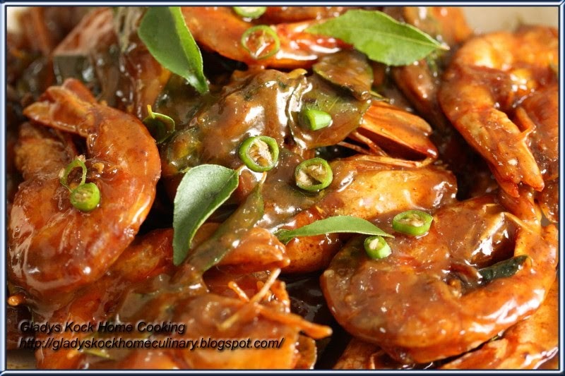 Easy Asian Food Recipes: Prawn In Spicy Milk Sauce Recipe | Easy Asian ...